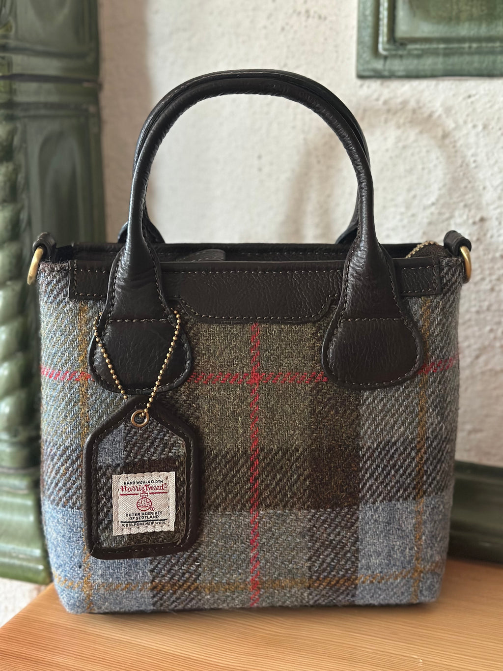 Harris Tweed® Echtleder mini Tote Highland Check mit dunkelbraunem Led ...